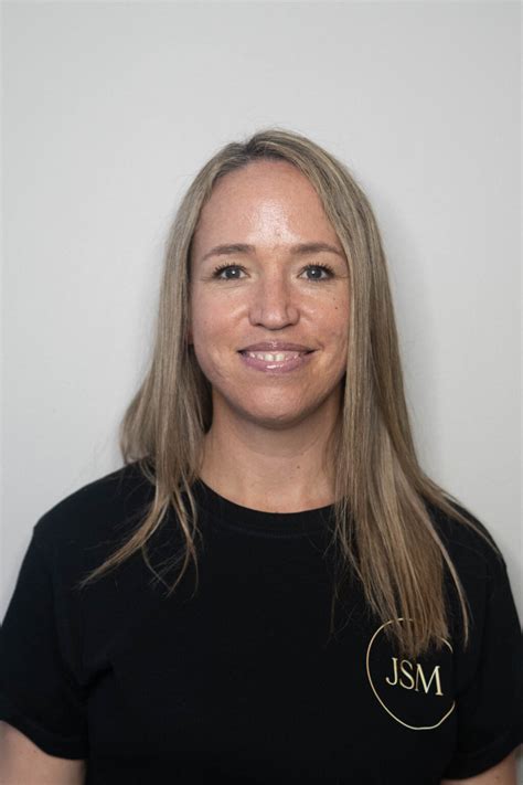 Jonelle Jackies Sports Massage