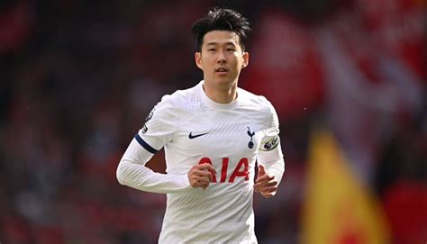 مورينيو يتربص بقائد توتنهام موقع 24