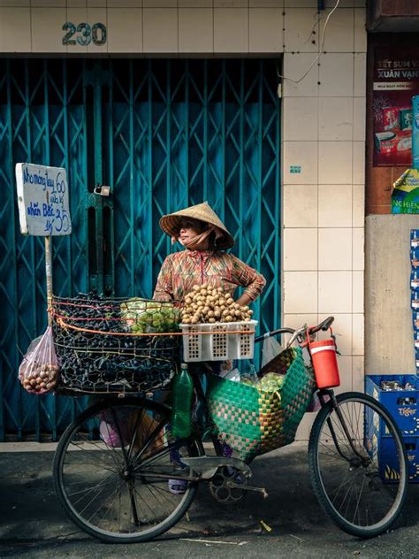 Marigold Repurposing Diffusion Based Image Generators For Monocular Depth Estimation