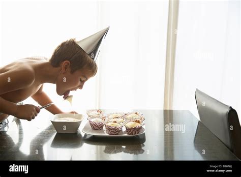 Licking Hi Res Stock Photography And Images Alamy