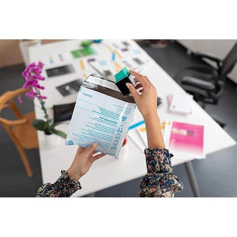 Buy HP 652 Tri-color Original Ink Cartridge F6V24AE-OLN Online in UAE ...