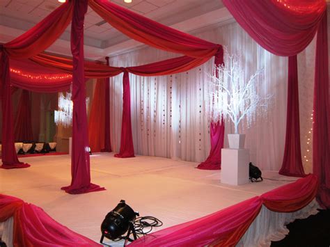 Hot Pink Wedding Canopy With Crystal Curtains