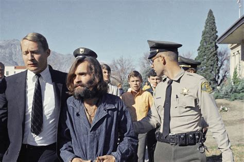 Former Cult Leader Charles Manson 83 Dies Nation And World News