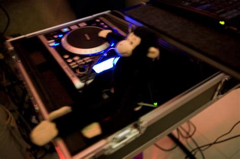 Dj Monkey Defcon On Eecue Com Dave Bullock Eecue