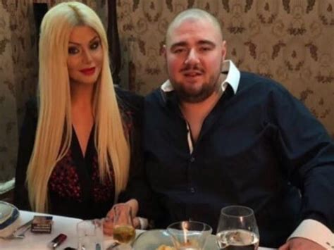 Горещи подробности Гущеров младши блъснал полицейска патрулка с джипа си Мерцедес