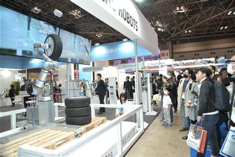 Universal Robots Cobot Features Motion Control Modern Machine Shop