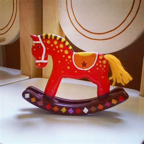 Деревянная игрушка Лошадка-качалка | Мастерская FormaTown