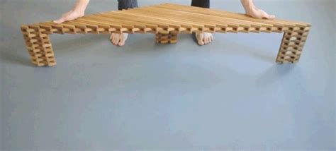 A Table That Transforms Into The Triangle Of Your Choice Gizmodo Uk