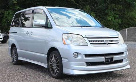 Toyota Noah Old Model Comparison Carusedjp