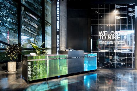 NIKE 蚂蚁集团让旧鞋新生解锁绿色新成就 4A广告网 NIKE 蚂蚁集团让旧鞋新生解锁绿色新成就 4A广告网