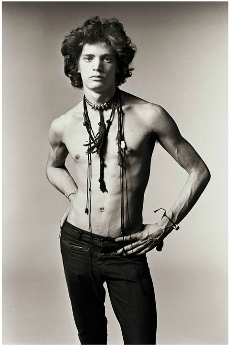 15 Incredibly Intimate Photos Of Patti Smith And Robert Mapplethorpe