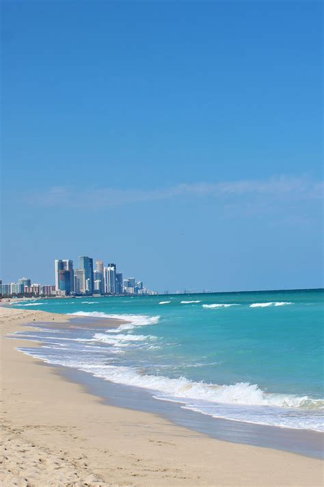 Miami Beach Background Four Story Townhome With Miami Beach Backyard