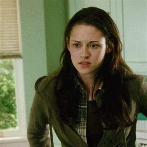 Pin By Laura Deyanire On Bella Swan Kristen Stewart Twilight