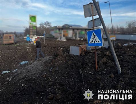Поліція Донеччини задокументувала 35 воєнних злочинів росії за добу