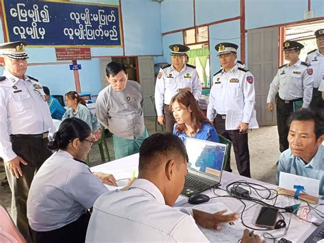 လူဝင်မှုကြီးကြပ်ရေးနှင့်ပြည်သူ့အင်အားဝန်ကြီးဌာန၊ ပြည်ထောင်စုဝန်ကြီးသည