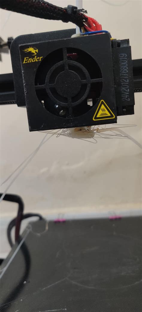 Filament Keeps Getting Stuck To The Hotend R3dprinting