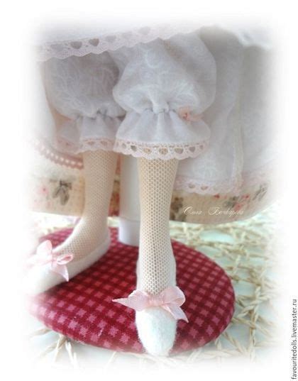 Купить или заказать Текстильная композиция Под крылышком у мамы в интернет магазине на