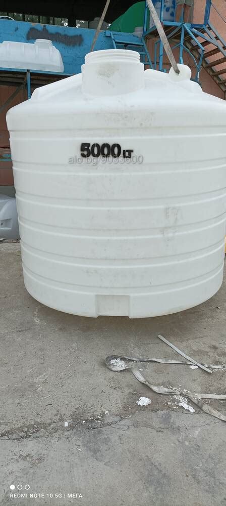 Продаваме ”5 000 Литра Вертикален Надземен Резервоар Идеален за Питейна Вода и други теч