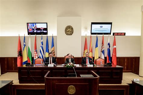 Министерот Поповски од седницата на Генералната комисија за правда внатрешни работи и