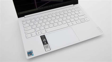 Lenovo Yoga Slim Carbon Itl Review Laptop And Tablet Choice