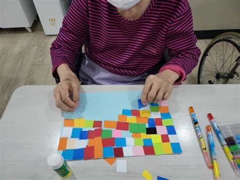나의 손 꾸미기 요양병원 노인 미술 인지프로그램 여가생활지원프로그램 네이버 블로그