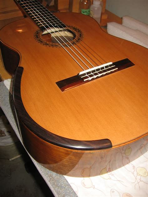 Acoustic Guitar With Armrest At Jack Oneill Blog