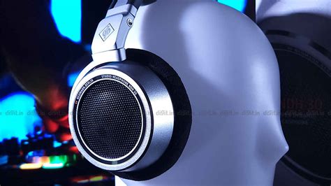Neumann NDH 30 Review : Exquisite open sound and stellar design