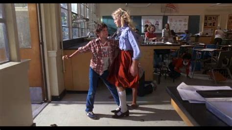 Naked Erika Eleniak In Et The Extra Terrestrial