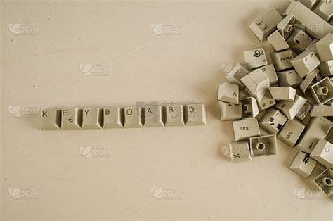 字母数字和其他一些键