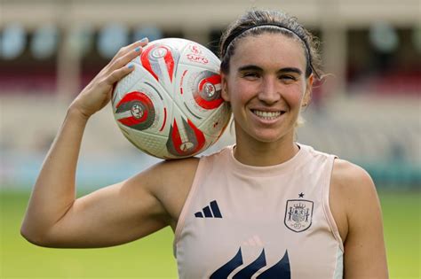 Mariona Caldentey La Centrocampista Con Alma De Delantera Que Acerca A