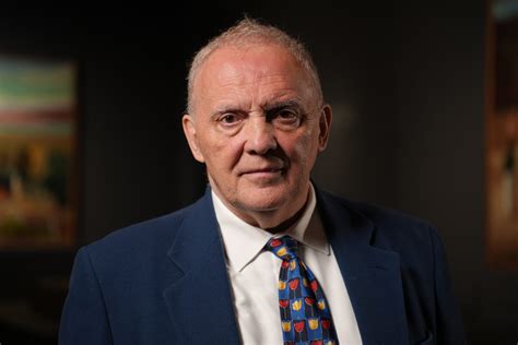 Művészek Történetek Avagy Művészettörténet Másképp Dr Bellák Gábor Művészettörténész