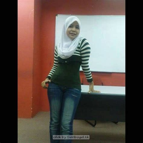Jilboobs Gadis Tetek 216 Jilboobs Awek Bertudung Baju Ketat Tetek