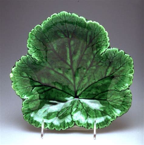Leaf Molded Plate