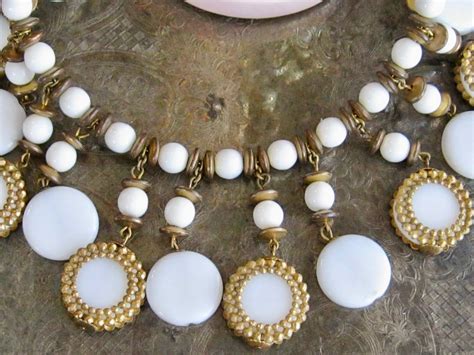 Rare Mod 1960s Miriam Haskell Necklace White Milk Gl Gem