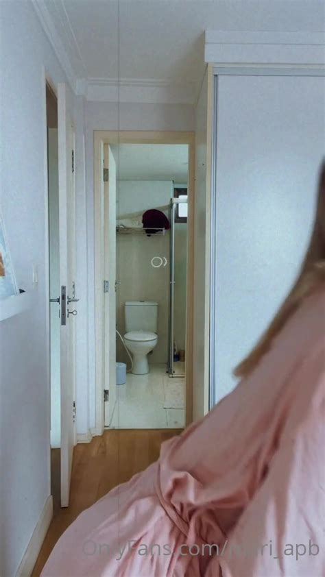 Hype Polish Girl Naked And Hot Showing Her Hot Pussy In Privacy Video Cnn Amador