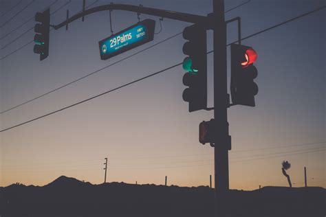 무료 이미지 경치 일몰 거리 차 포도 수확 복고풍의 운전 늙은 황혼 기호 저녁 선 미국 가로등 간판 조명 캘리포니아 신호등 미술 전등