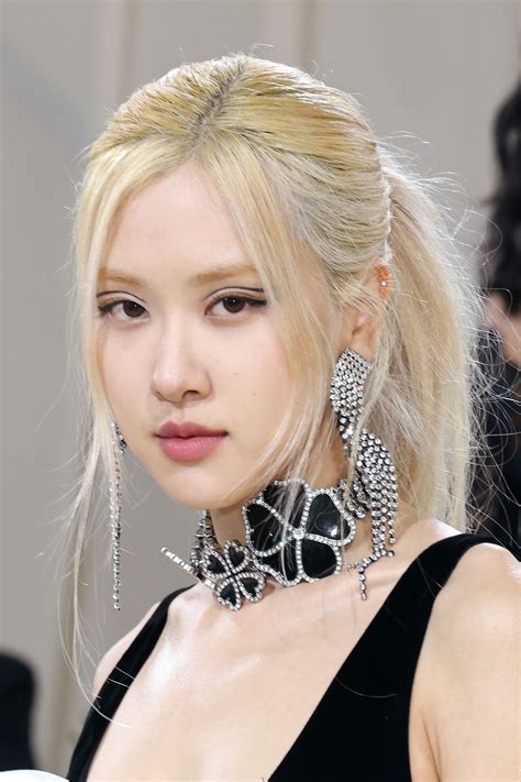 Rosé Of Blackpinks Met Gala 2021 Look Showed Off The Best Of K Pop
