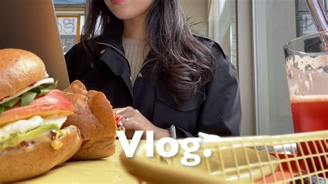 대구에 적응중인 새댁 재택근무 브이로그👩🏻 먹고 치우고 일하고 혼자 수성구 카페 홍익돈까스 아침운동월광수변공원 가을