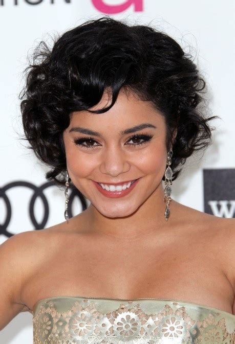 23 Stunning And Glamorous Curly Hairstyles For 2025 Pretty Designs