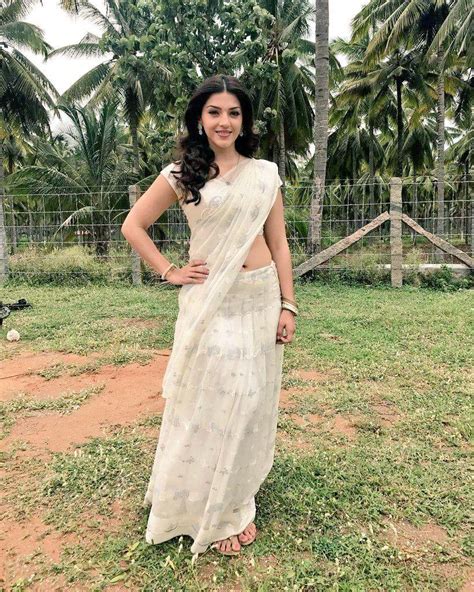 Actress Mehreen Pirzada New Hd Photos