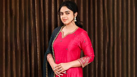 Siddhi Idnani Actress Height Weight Age Boyfriend Biography
