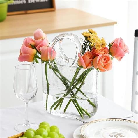 Ваза у вигляді сумки з ручками незвичайна ваза для квітів виготовлена з міцного скла 19 5х18