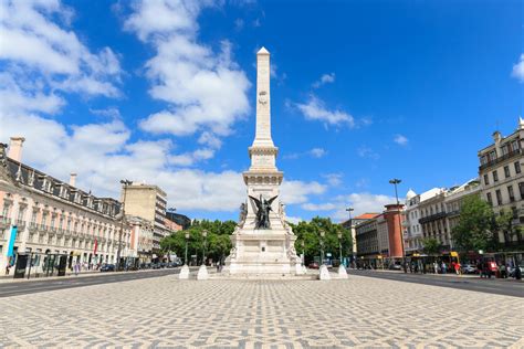 La Plaza Del Marqués De Pombal Una De Las Más Importantes De Lisboa