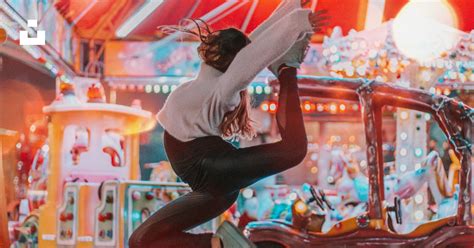 여자 춤추는 포스터 사진 Unsplash의 무료 댄스 이미지 여자 춤추는 포스터 사진 Unsplash의 무료 댄스 이미지