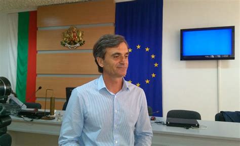 Неприсъствени комисии в Общинския съвет на Казанлък предлага председателят му Николай Златанов