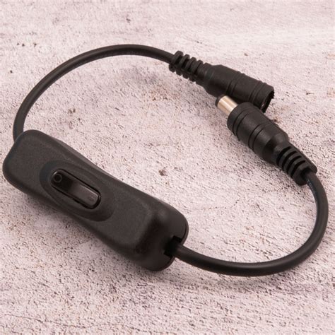 Кнопочный выключатель с разъемами input / output разъем 5.5 х 2.1 мм ...