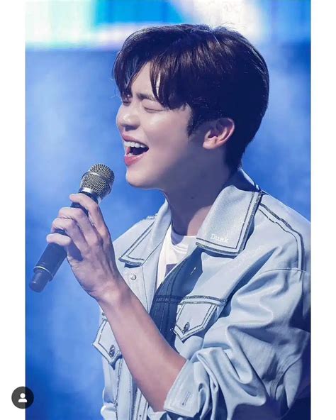 역시 무대에서가 팬플러스 커뮤니티