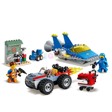 ЛЕГО 70821 купить, LEGO® Movie 2 - “Мастерская Эммета и Бенни”