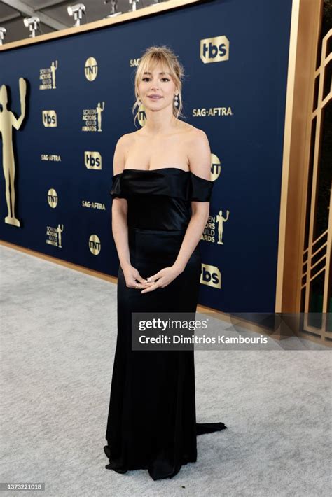 Hassie Harrison Attends The 28th Screen Actors Guild Awards At Barker
