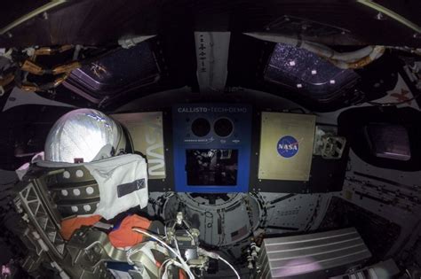 Nasa Temporarily Loses Communication With Orion Spacecraft